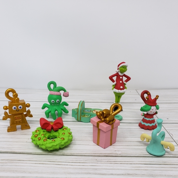 Toys | Dr Suess The Grinch Who Stole Christmas Figures | Poshmark
